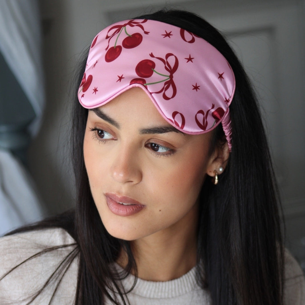 Luxury Sleep Masks & Beauty Sleep Essentials | SMUG.